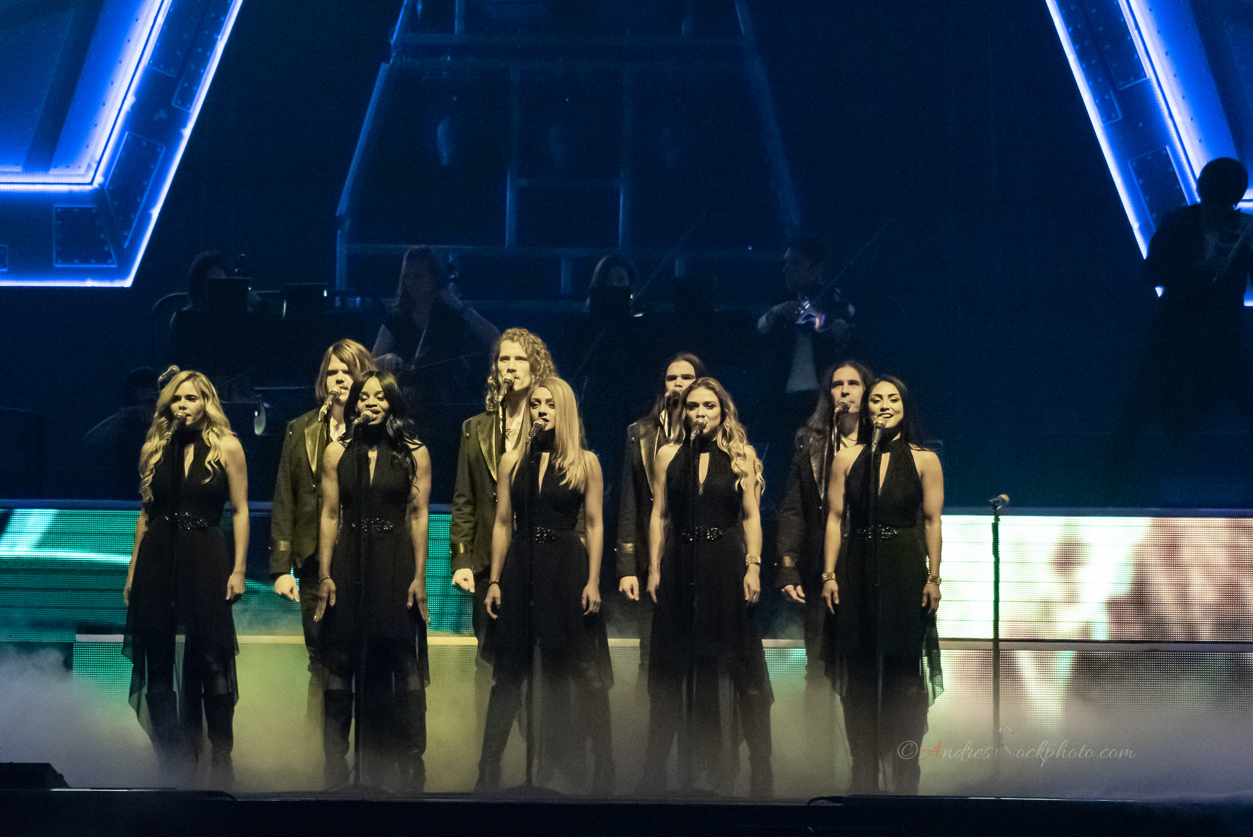 Before we leave the holidays behind, here are some photos of Trans ...