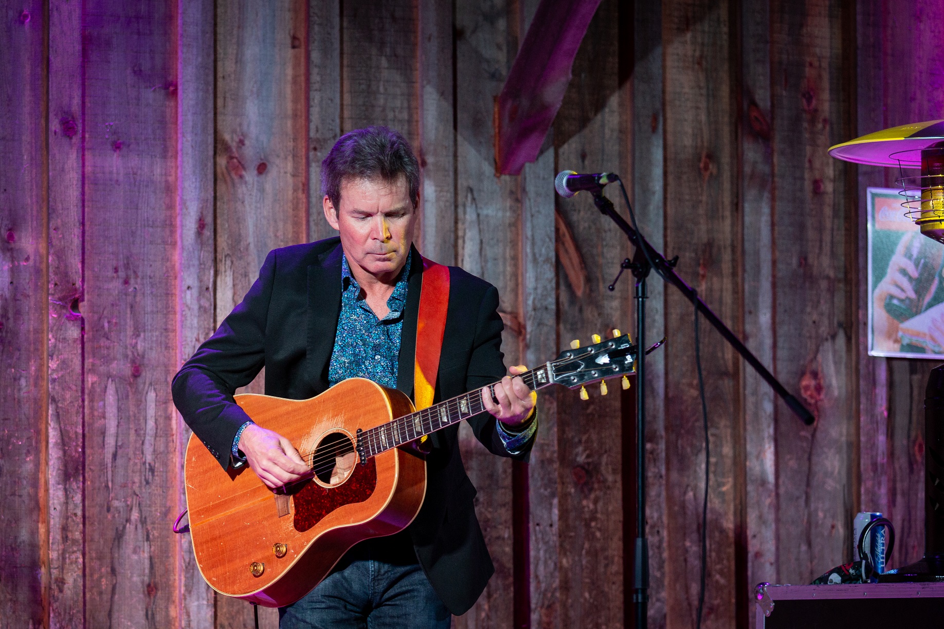 The Tragically Hip's Gord Sinclair played a gig in a coffee house. Here ...