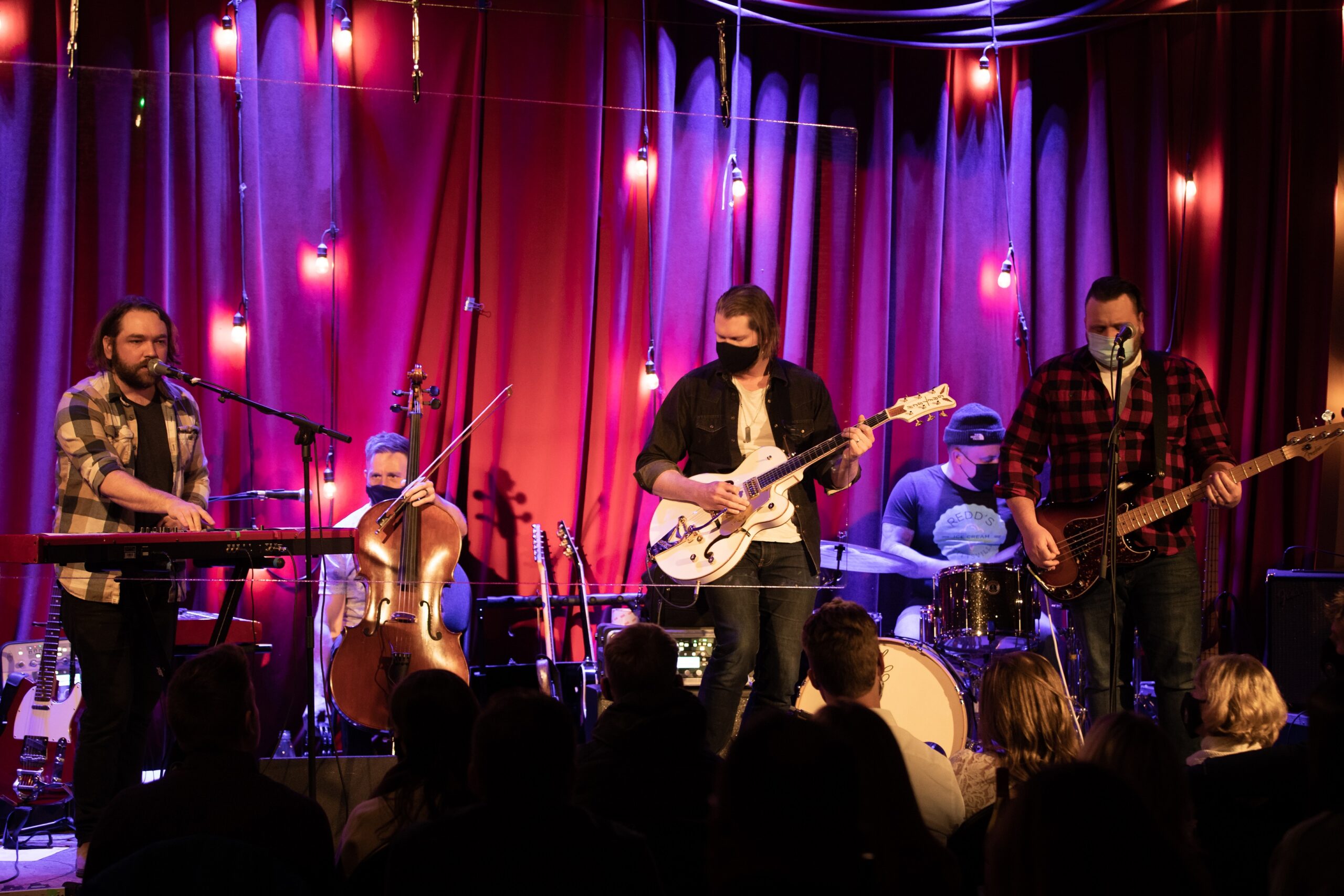 Behold photos from an actual live concert: Amos the Transparent | Alan ...