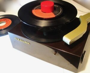 Remembering the introduction of the 45 RPM record in 1949 | Alan Cross