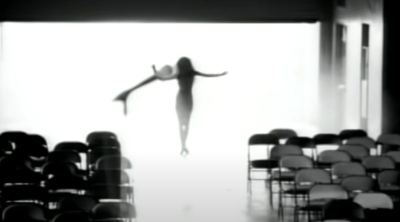 Top 10 reasons Ronnie Spector was the most badass female pop singer of ...