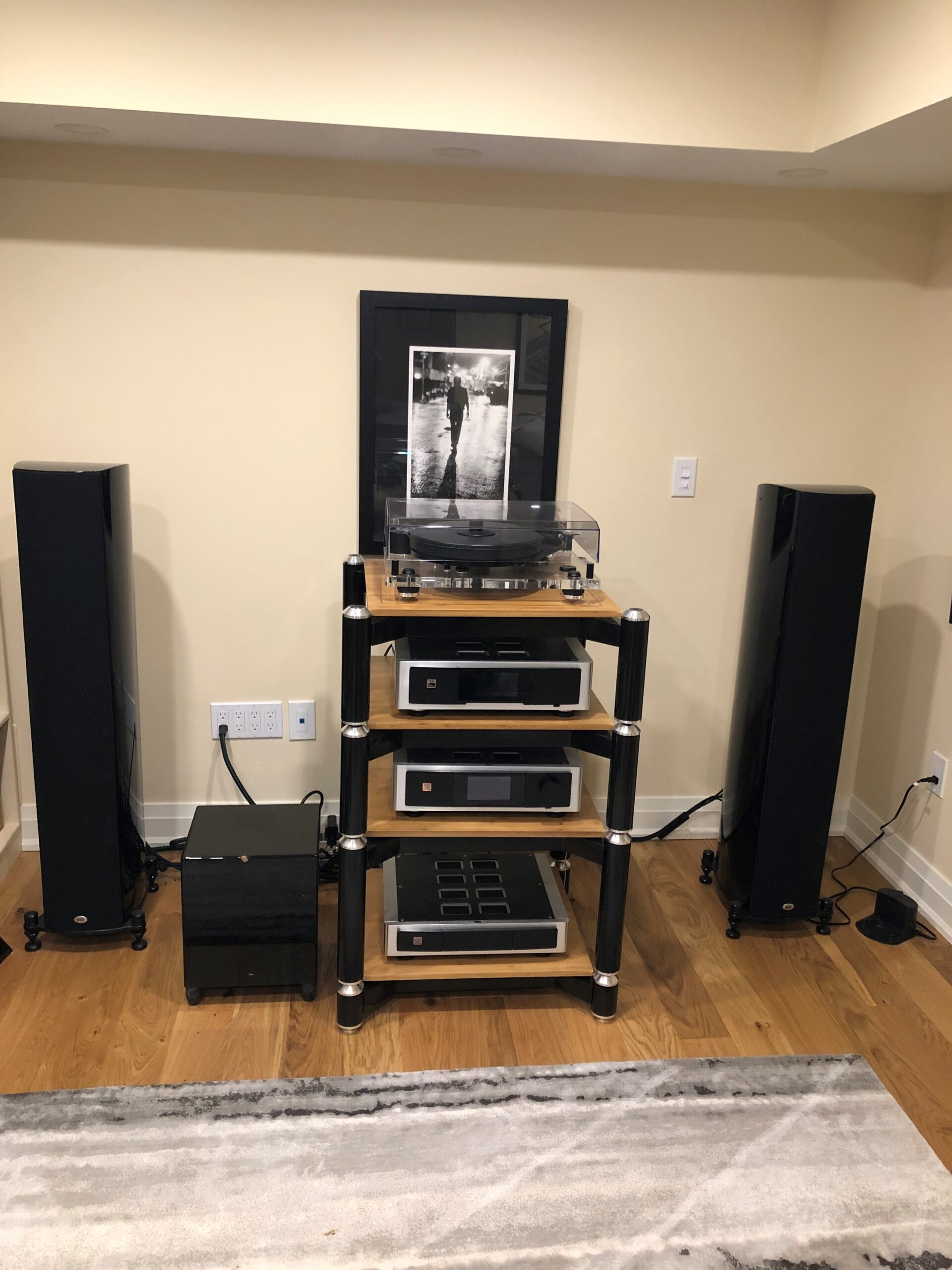 Weekly survey: Into vinyl? Are you now thinking about upgrading your ...