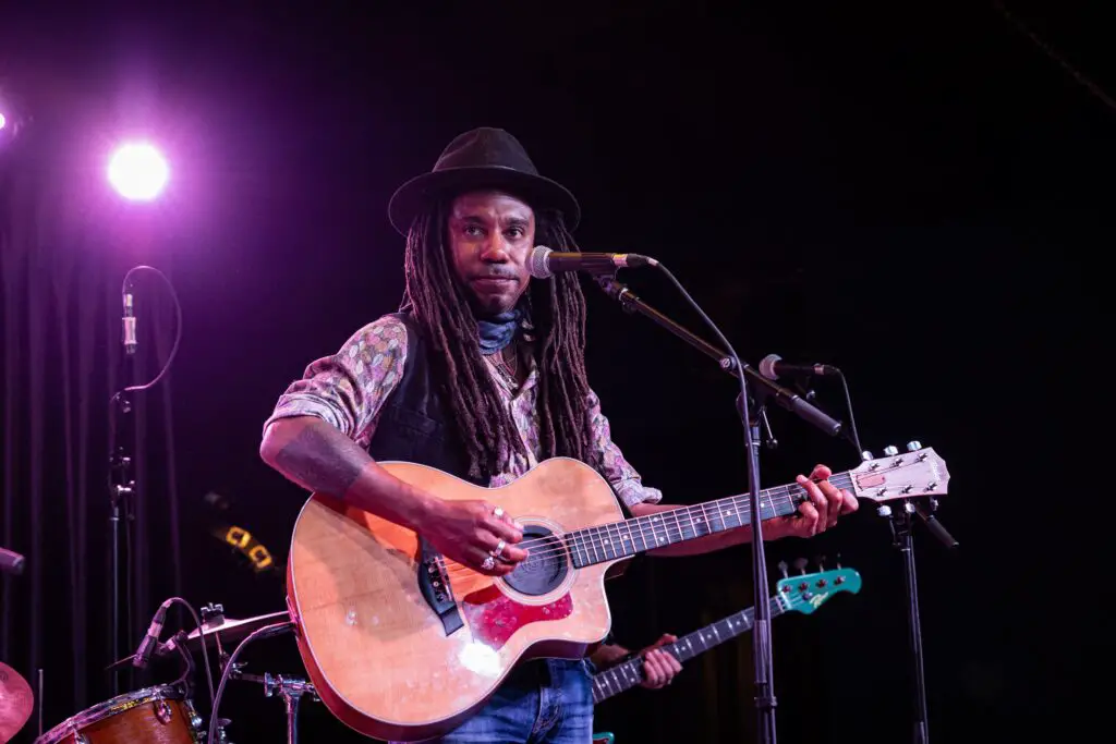 Photos and an interview from Julian Taylor's show at Ottawa's newest ...