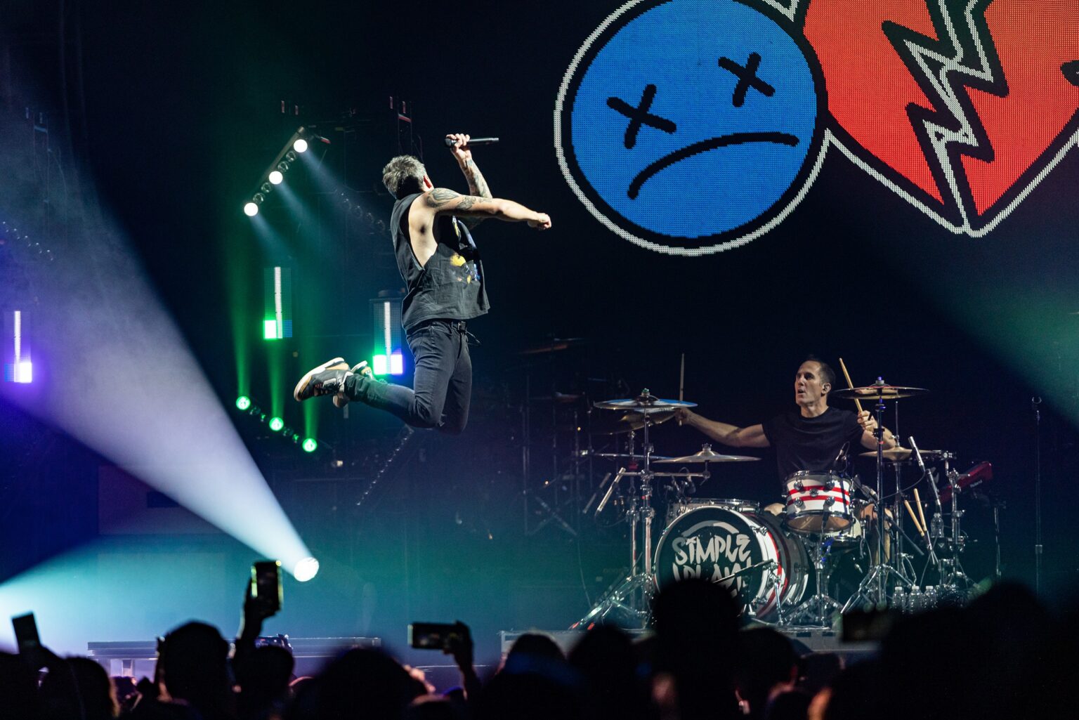 Photos and a review of The Offspring/Simple Plan show in Ottawa