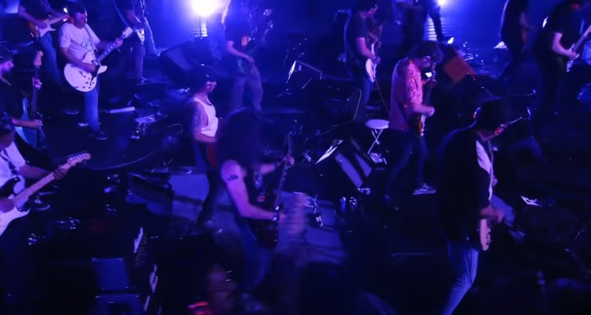 1,000 musicians play the Smashing Pumpkins' "Bullet with Butterfly ...