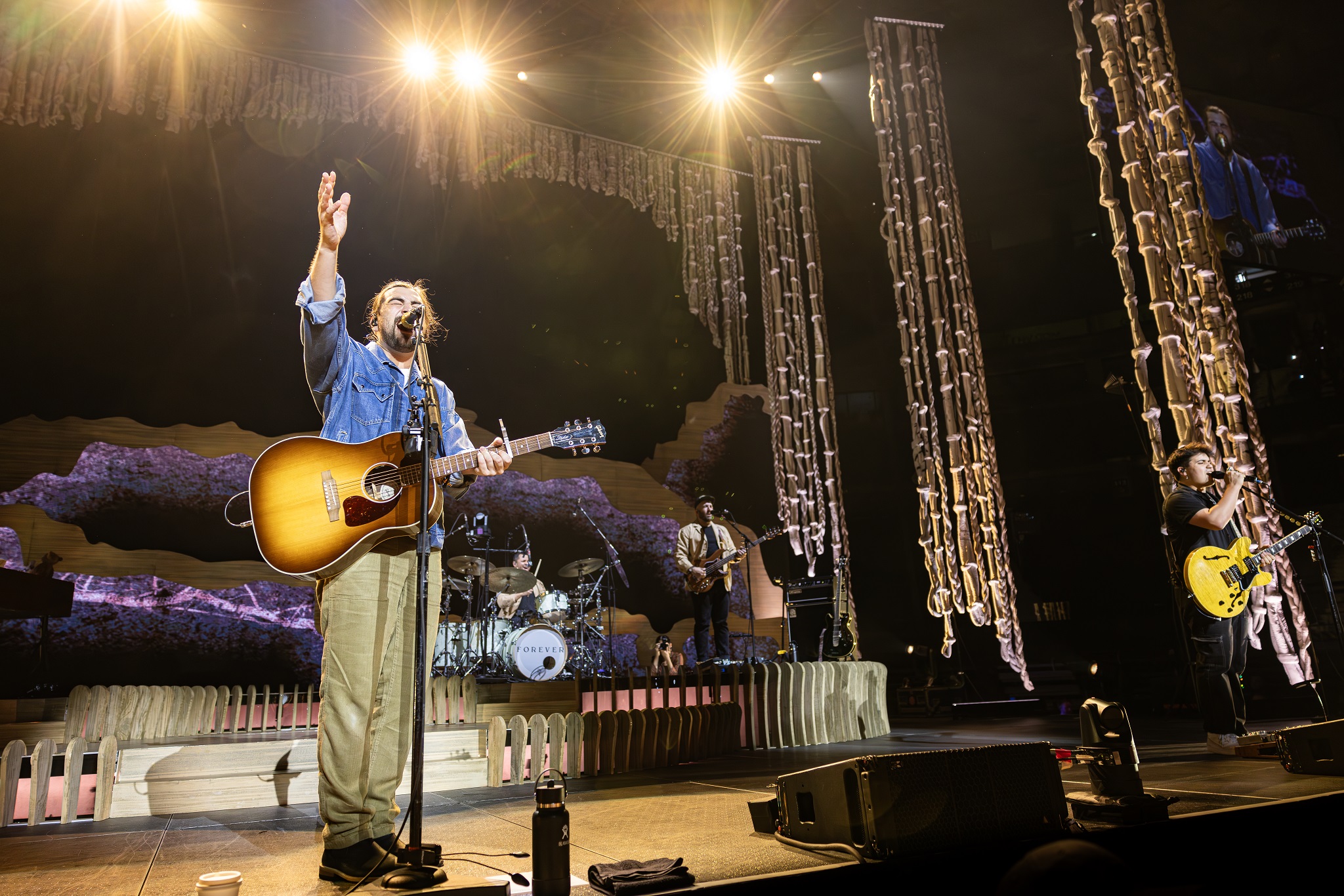 Photos and a review of Noah Kahan in Ottawa | Alan Cross