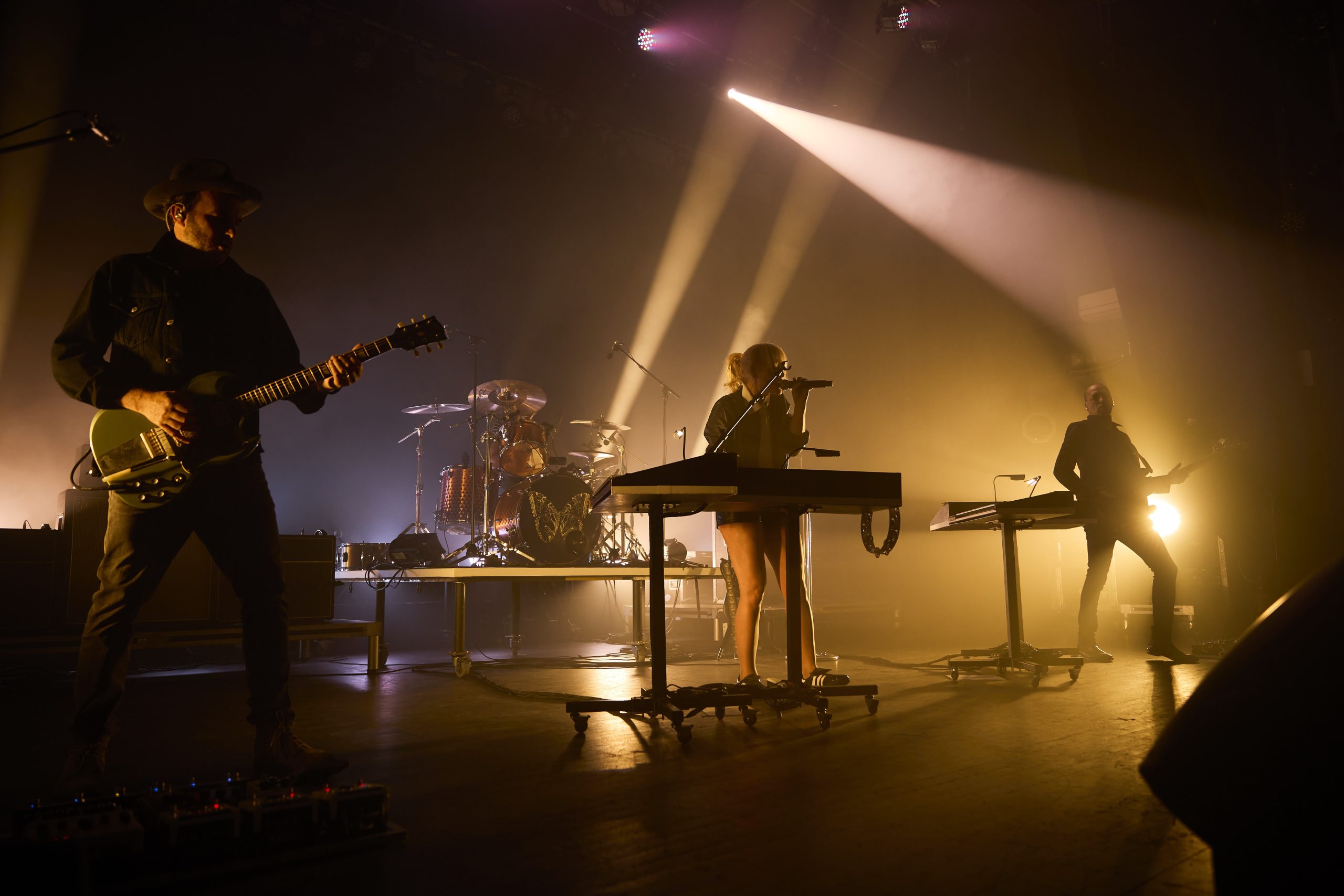 Reviews and photos of Metric in Ottawa as they perform Fantasies at the ...