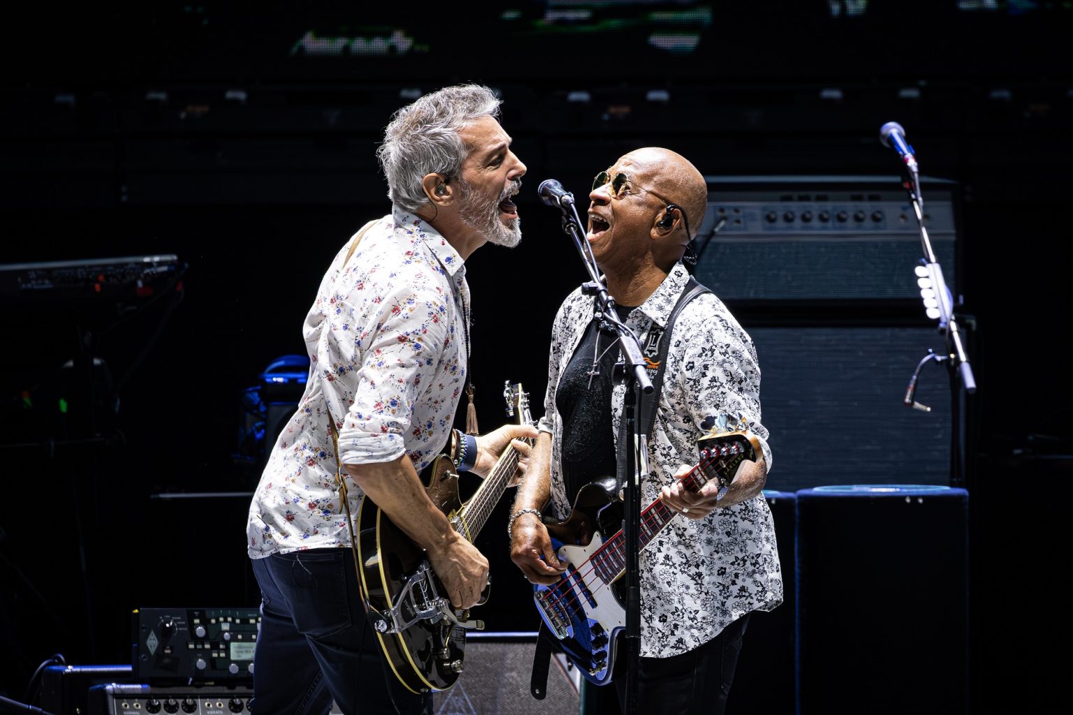 Photos and a review of The Who and Tom Cochrane in Toronto | Alan Cross