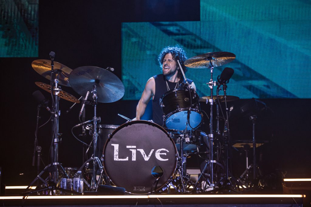 Photos and a review of Live, Big Wreck, and Econoline Crush in Ottawa ...