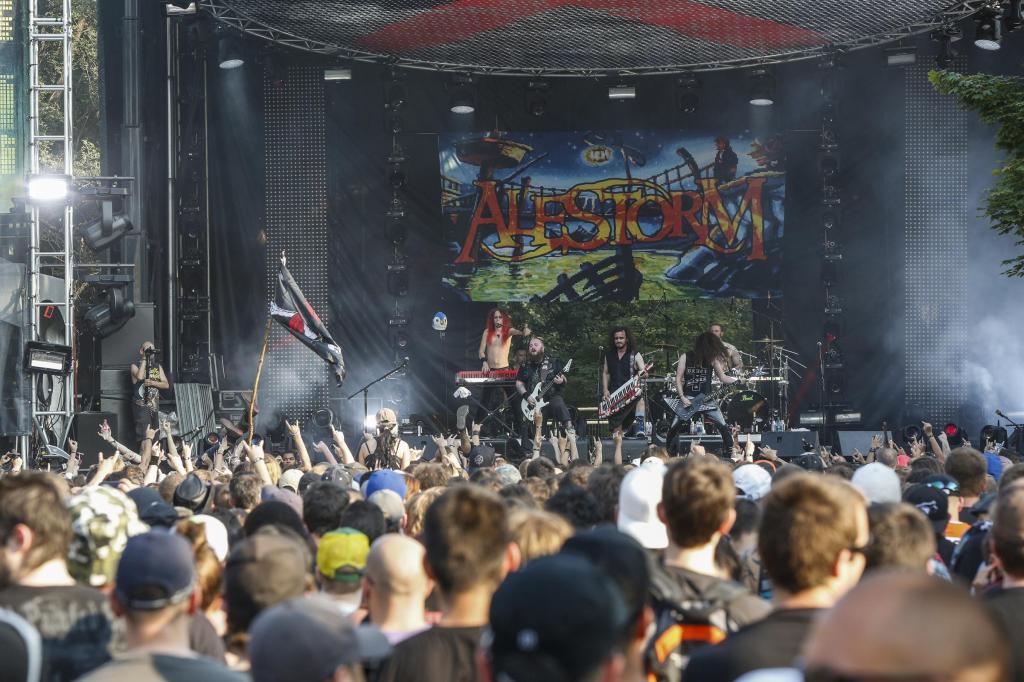 An Interview with Alestorm | Alan Cross