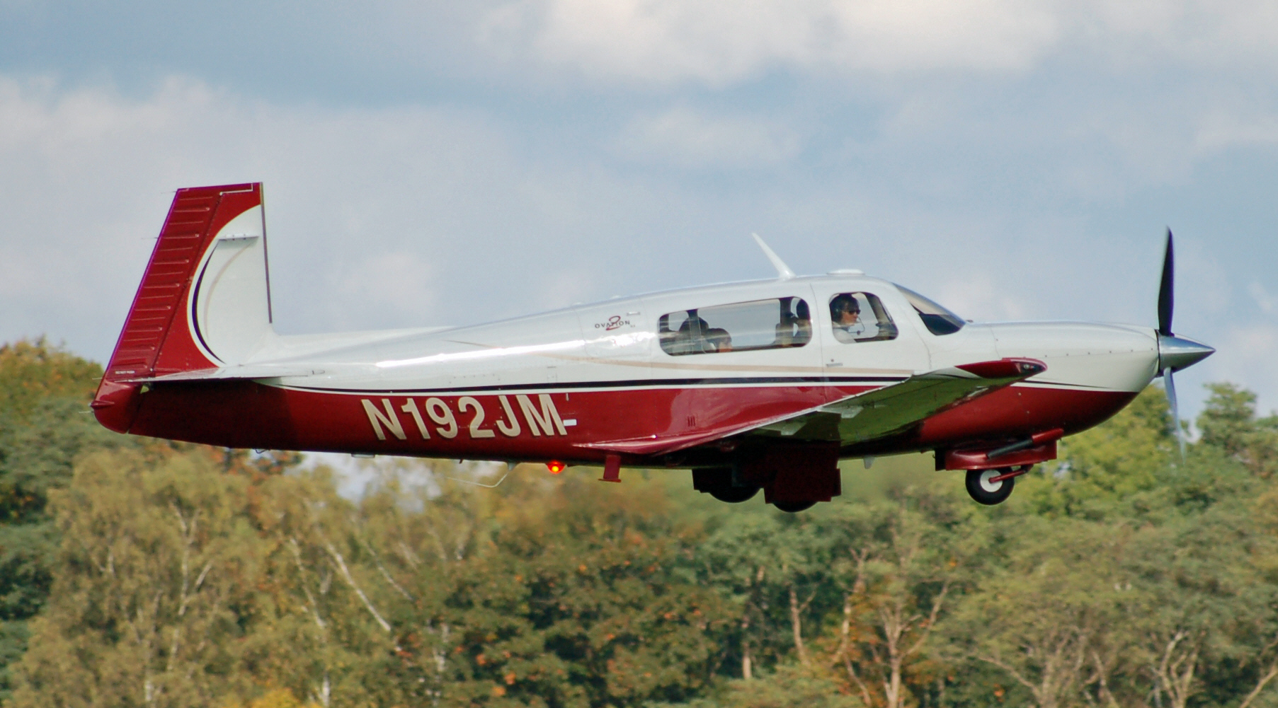 Dexter Holland of the Offspring Has Issues with His Plane | Alan Cross