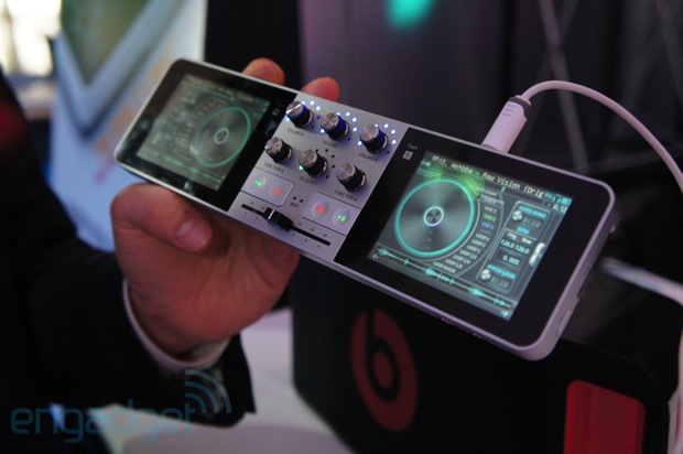 The Portable DJ Rig That Fits in a Pocket | Alan Cross