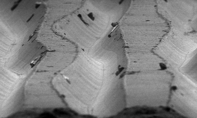 Cool Pictures of Vinyl Under an Electron Microscope | Alan Cross